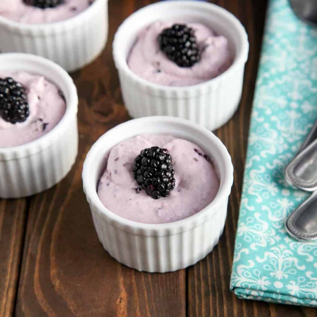 Blackberry cheesecake mousse