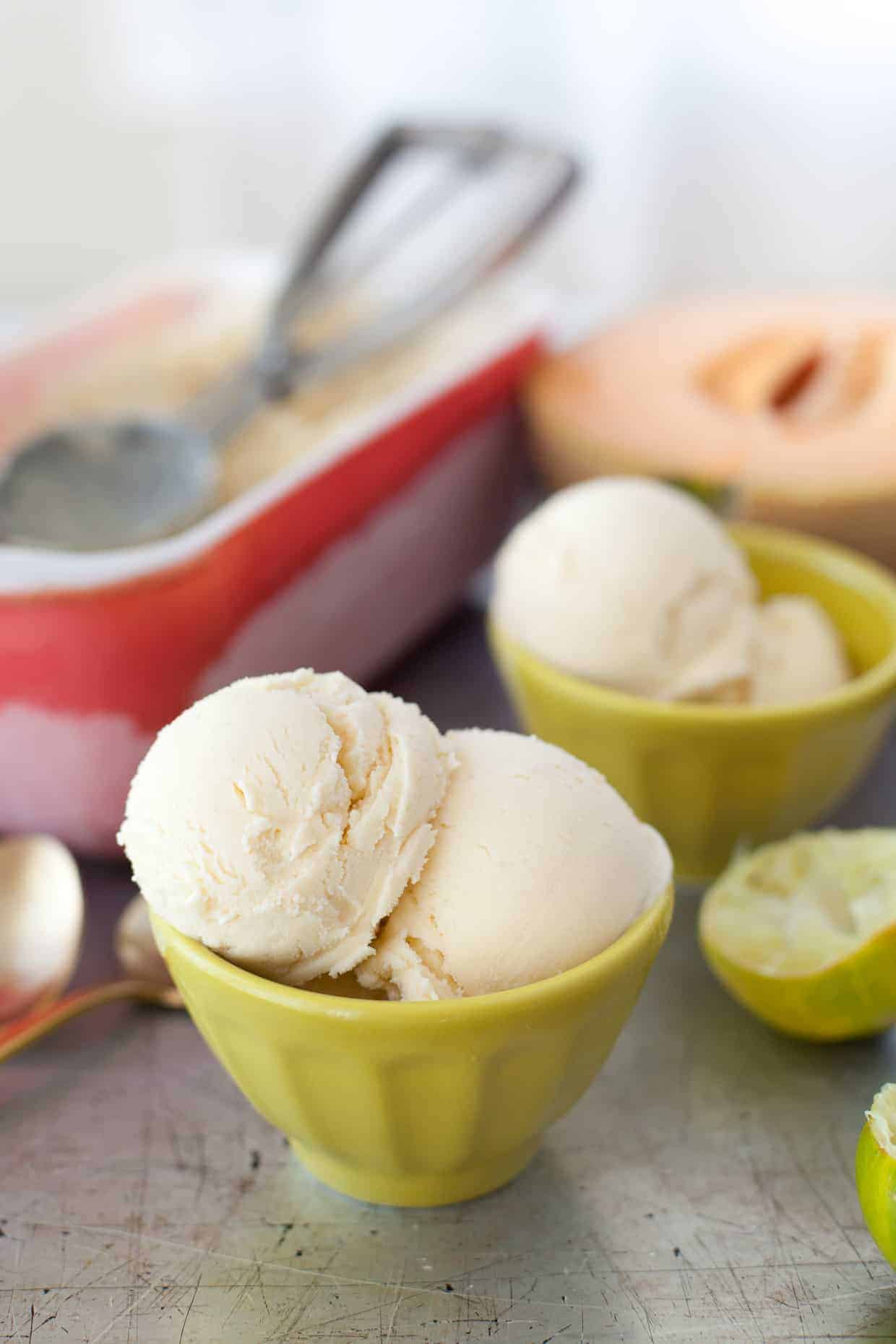 Backyard mint cantaloupe ice cream - Snixy Kitchen
