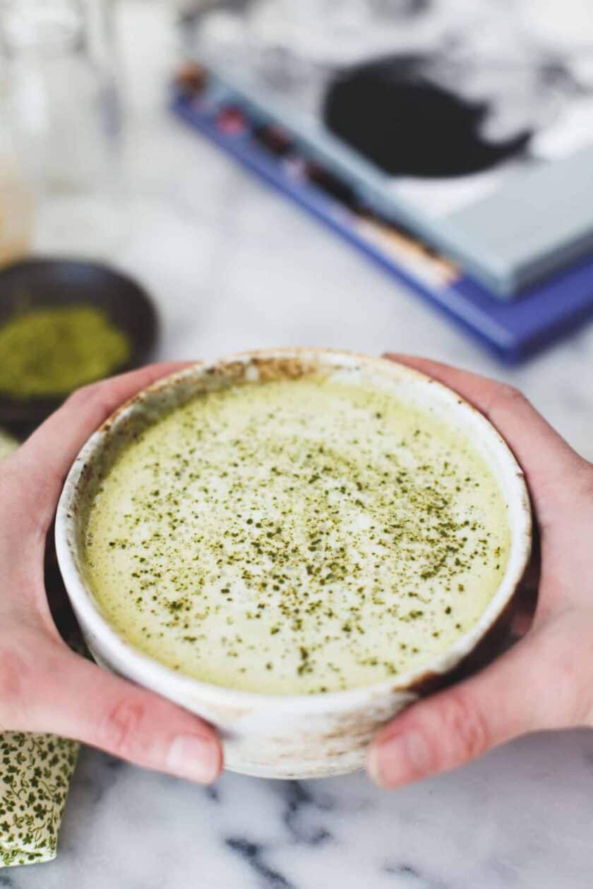 Creamy White Chocolate Matcha Latte | Snixy Kitchen