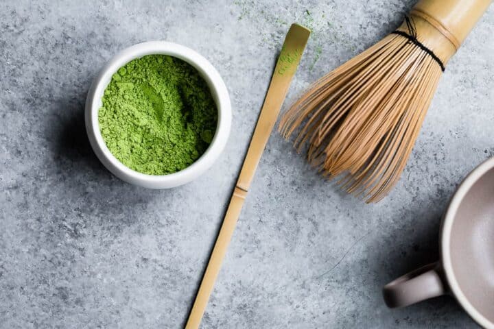 What Does Matcha Taste Like? The Ultimate Guide to Matcha - Snixy Kitchen